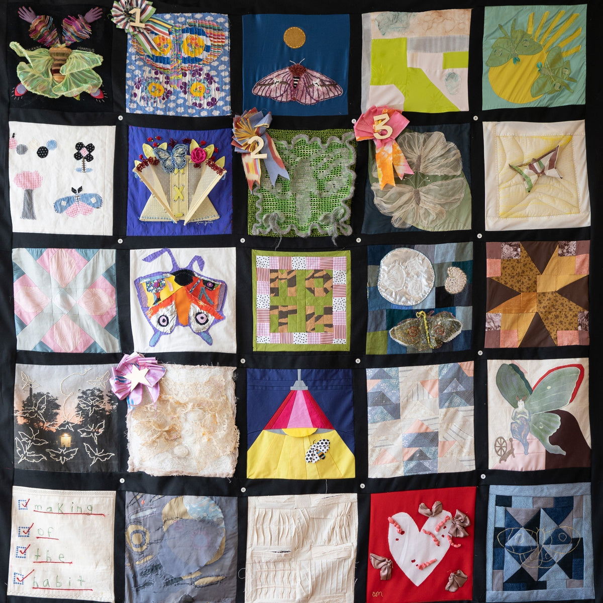 MOTH QUILT BLOCK CONTEST 2025 – 100% SILK SHOP