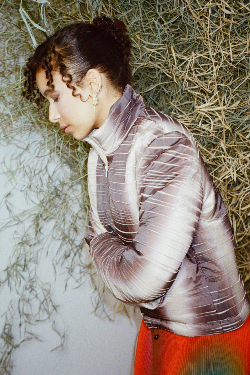 PLATED PUFFER JACKET IN FADE PRINT – 100% SILK SHOP